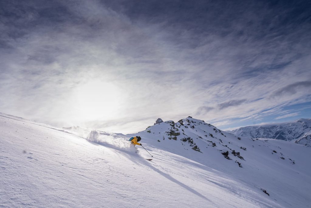 Three Valleys Off-Piste Skiing - SnowLimits Ski School